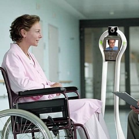 Robots in de zorg huren - Robotverhuur